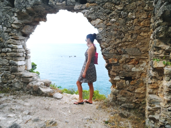 The Castle of Parga (Kastro) | GLAM FAB HAPPY