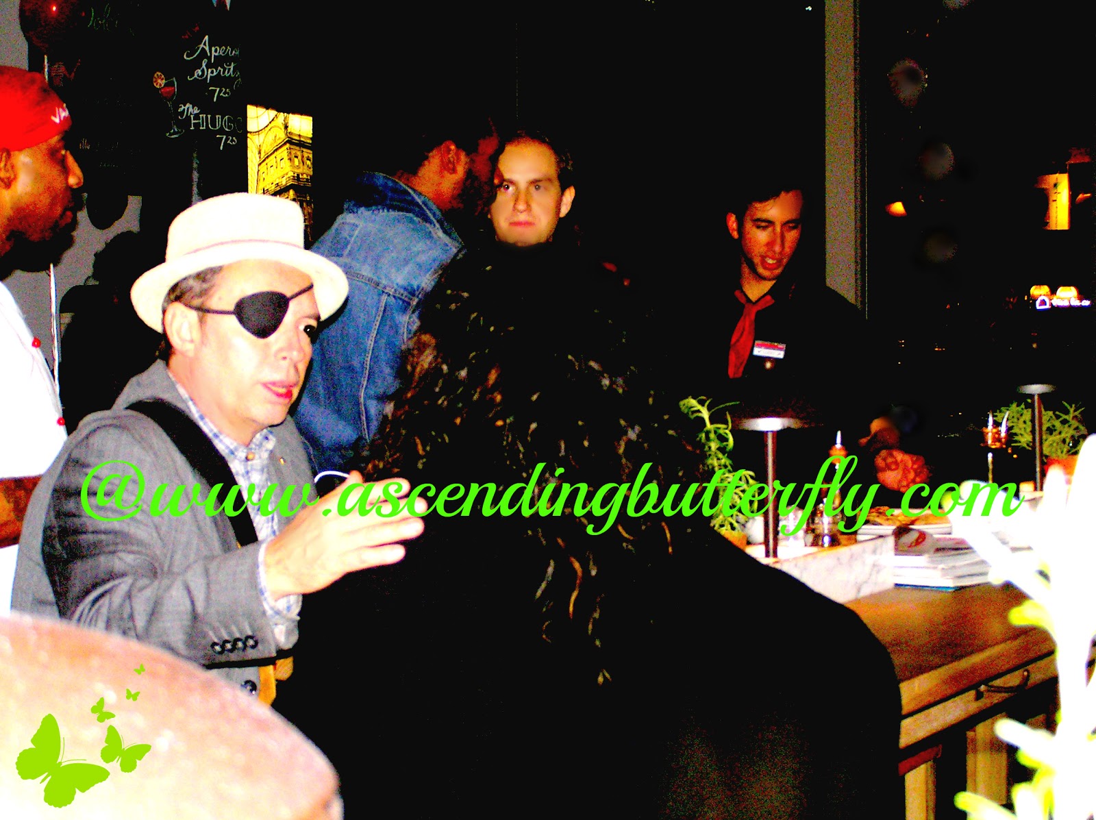 Ascending Butterfly: Wordless Wednesday: Pictures from Vapiano's 10th ...