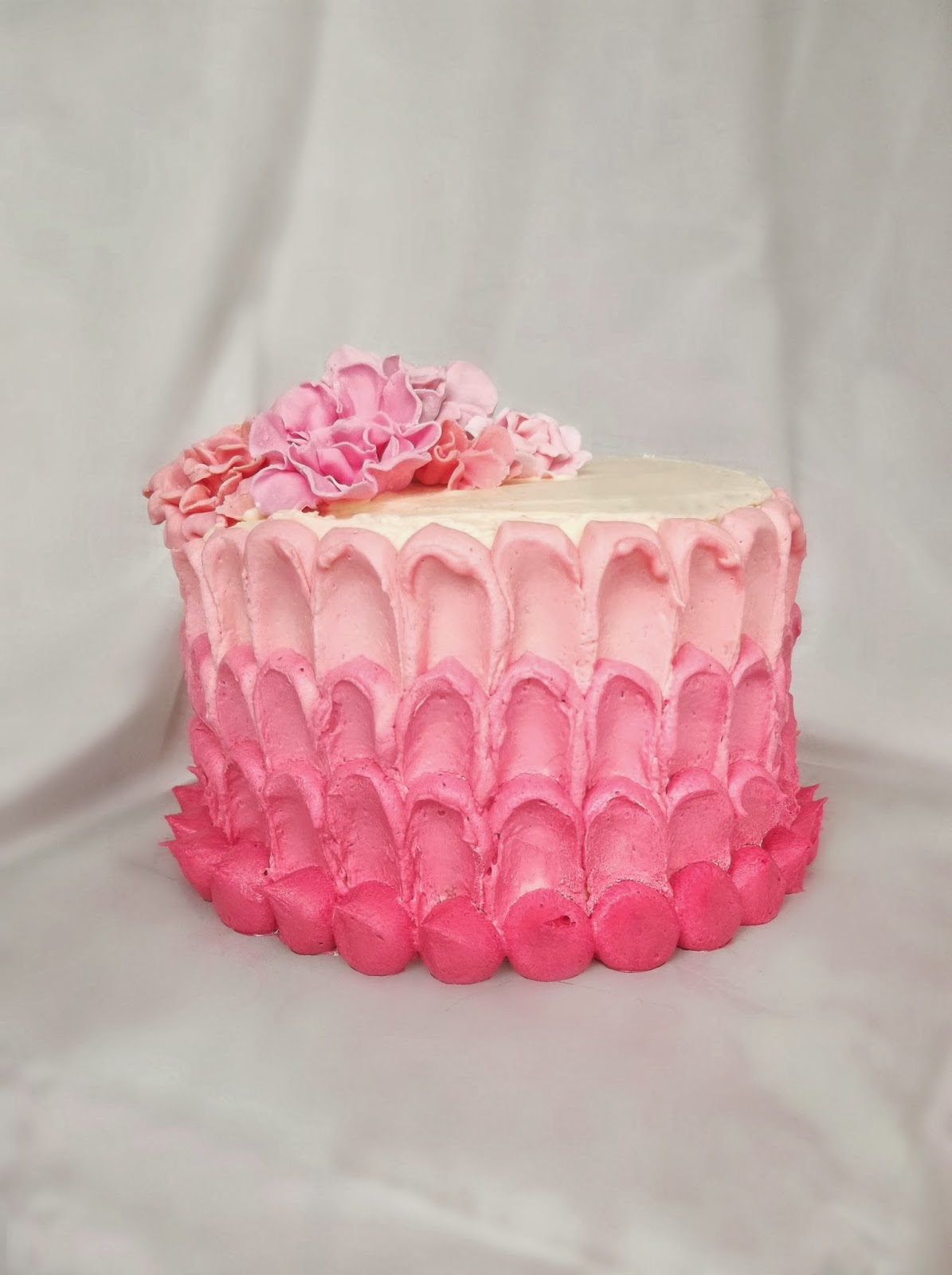 Lick The Spoon: Pink Ombre Cake Tutorial