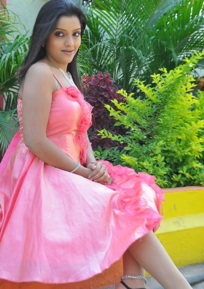 Small Screen Actresses Padmini Spicy Stills in Pink Gown Unseen ...
