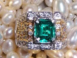 Khasiat Batu Zamrud - Master Ilmu Pelet Dan Ilmu Gendam