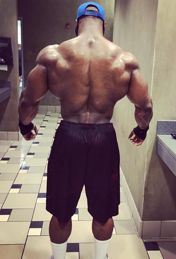 Bodybuilder Muscle Worship: Chris Hester Black Bodybuilder