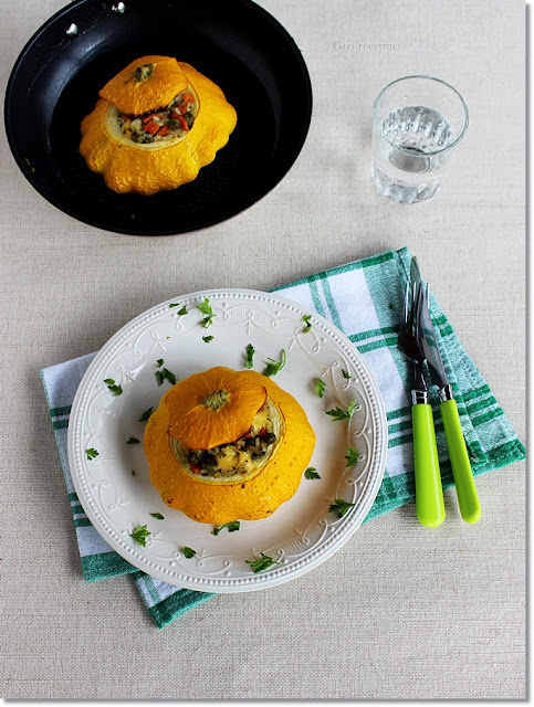 Gizi-receptjei: Patiszon zöldséges-sajtos töltelékkel.