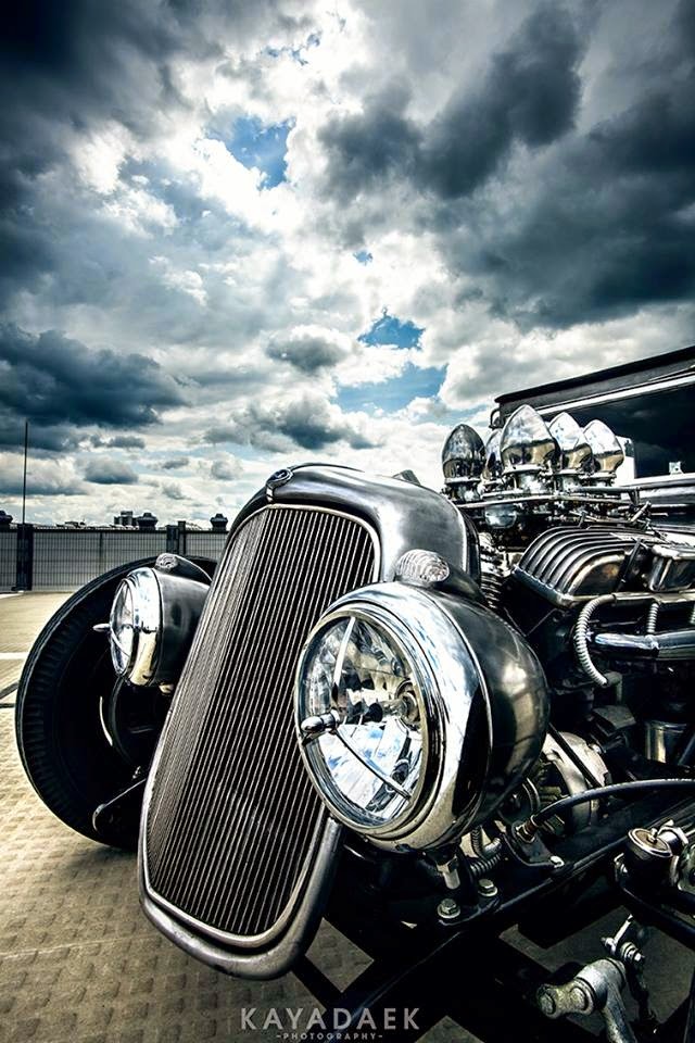 dWrenched - Kustom Kulture and Crazy Bikes: HOT HOT HOT