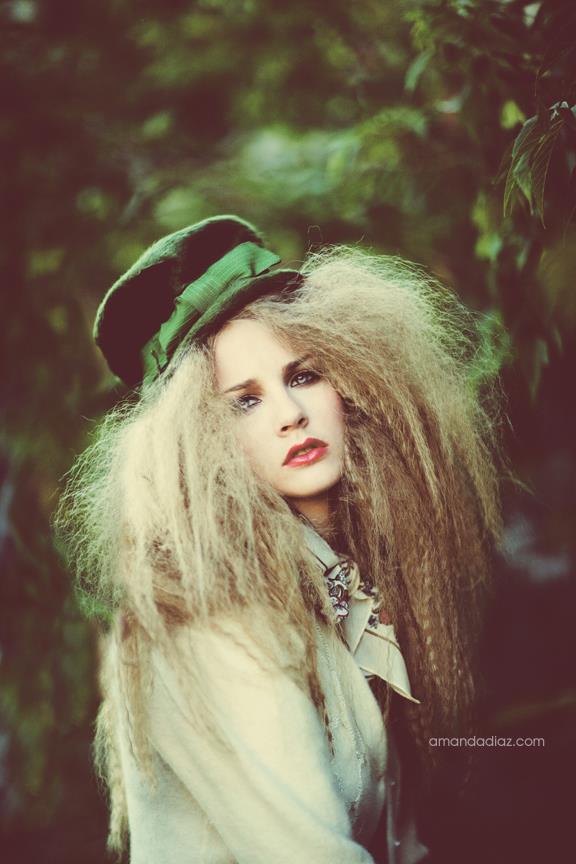 Makeup Artist Chevi Rabbit: Amanda Diaz Photography – www.amadiadiaz.com