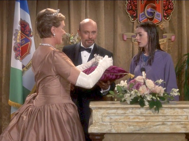 The Voice of Vexillology, Flags & Heraldry: Genovia Royal Purple, Red ...