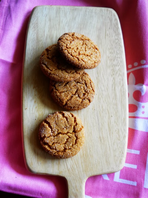 Holiday Cookie Recipe: Honey Ginger Snaps - The Sweet Tidings