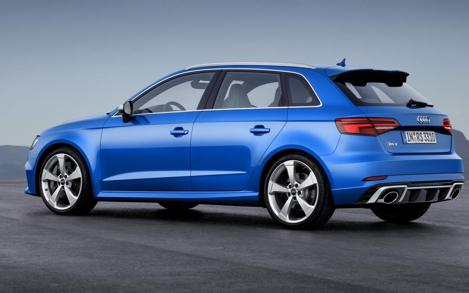 Novo Audi RS3 Sportback 2018: facelift e motor com 405 cv