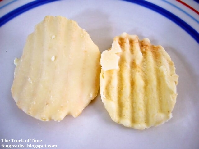 Royce Potatochip Chocolate Fromage Blanc | The Track of Time