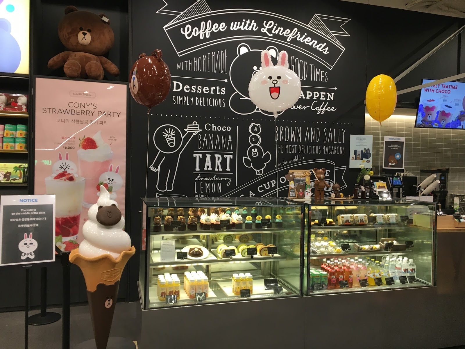 Line Friends Cafe & Store - Garosugil, Seoul - Travel is my favorite Sport