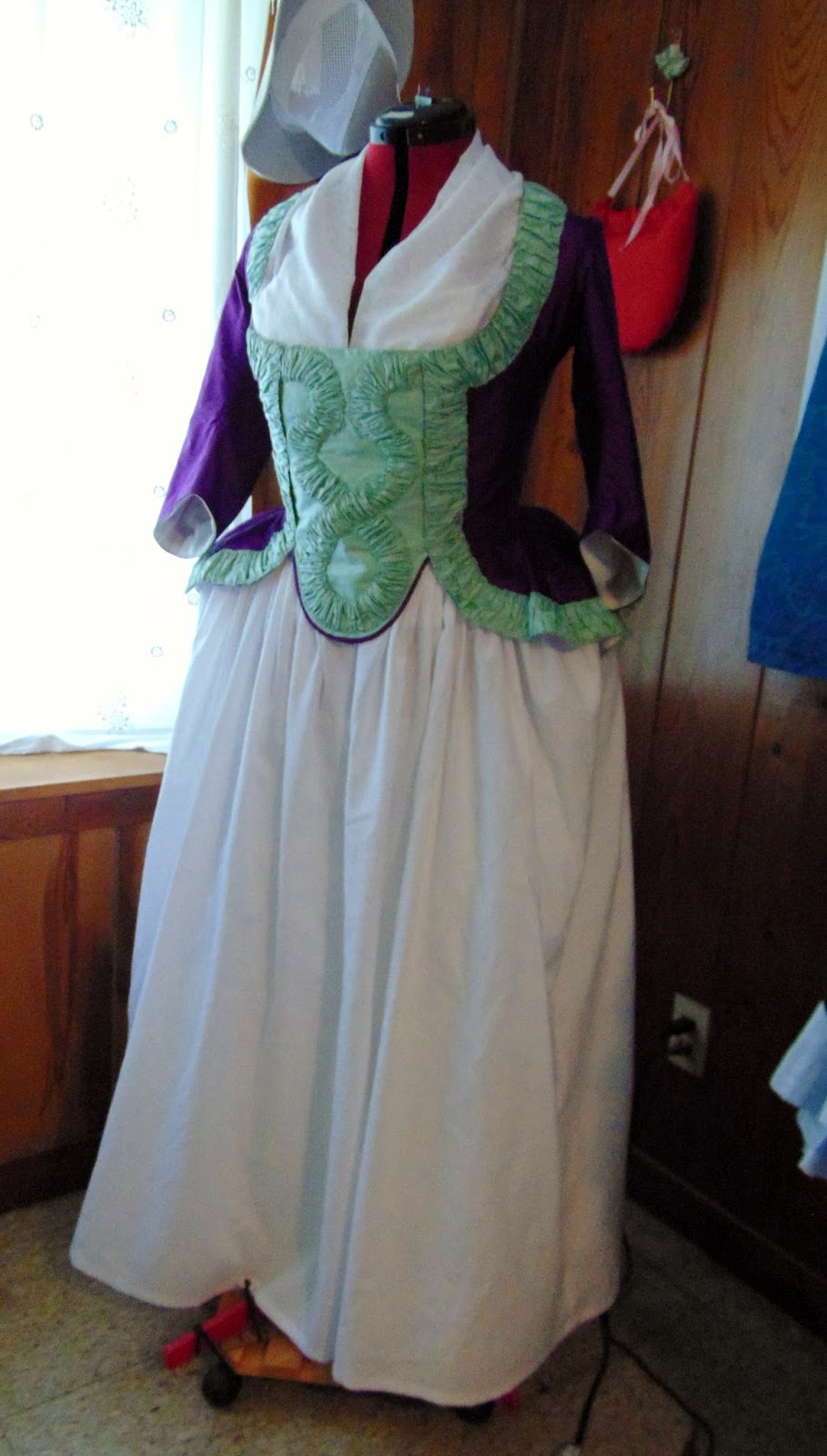 The Antique Sewist: Casaquin Jacket - Purple & Green Silk