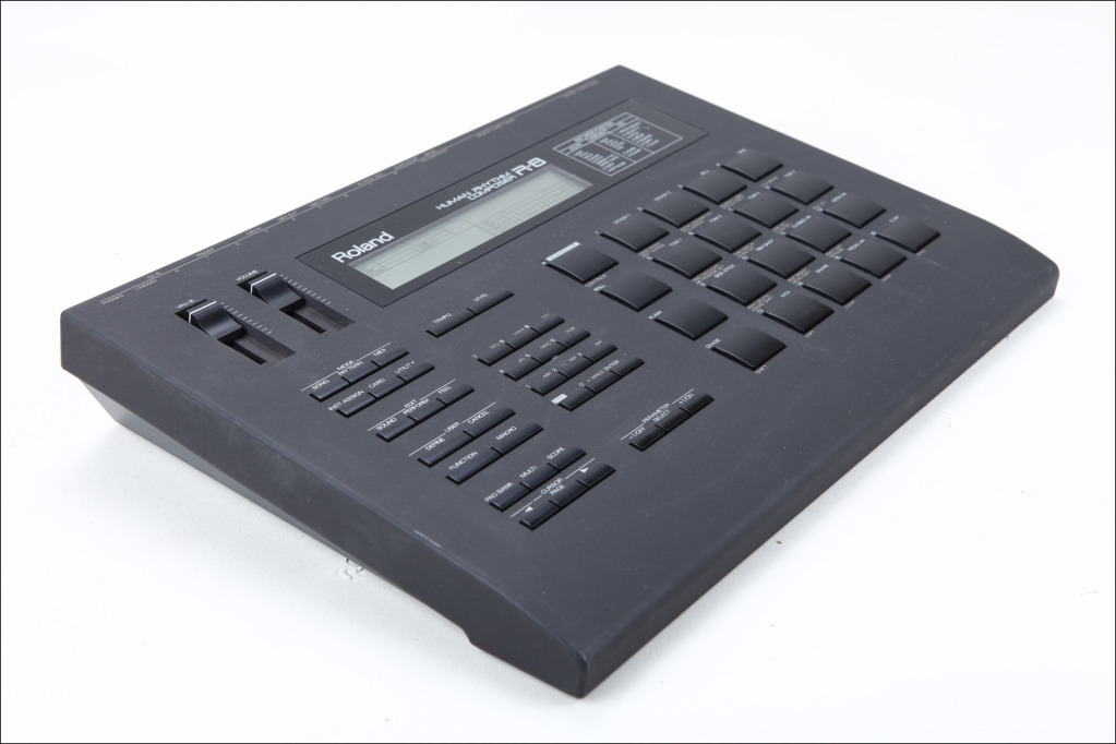 MATRIXSYNTH-B: Roland R8 drum machine