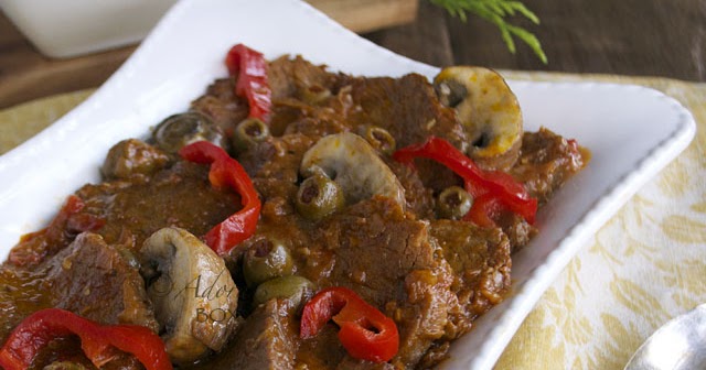 Adora's Box: FELY'S ESTOFADO