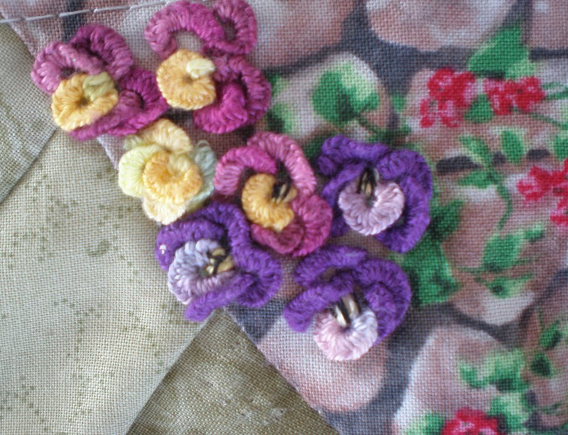 CRAZY QUILTING INTERNATIONAL: Stumpwork Round Robin, 2010