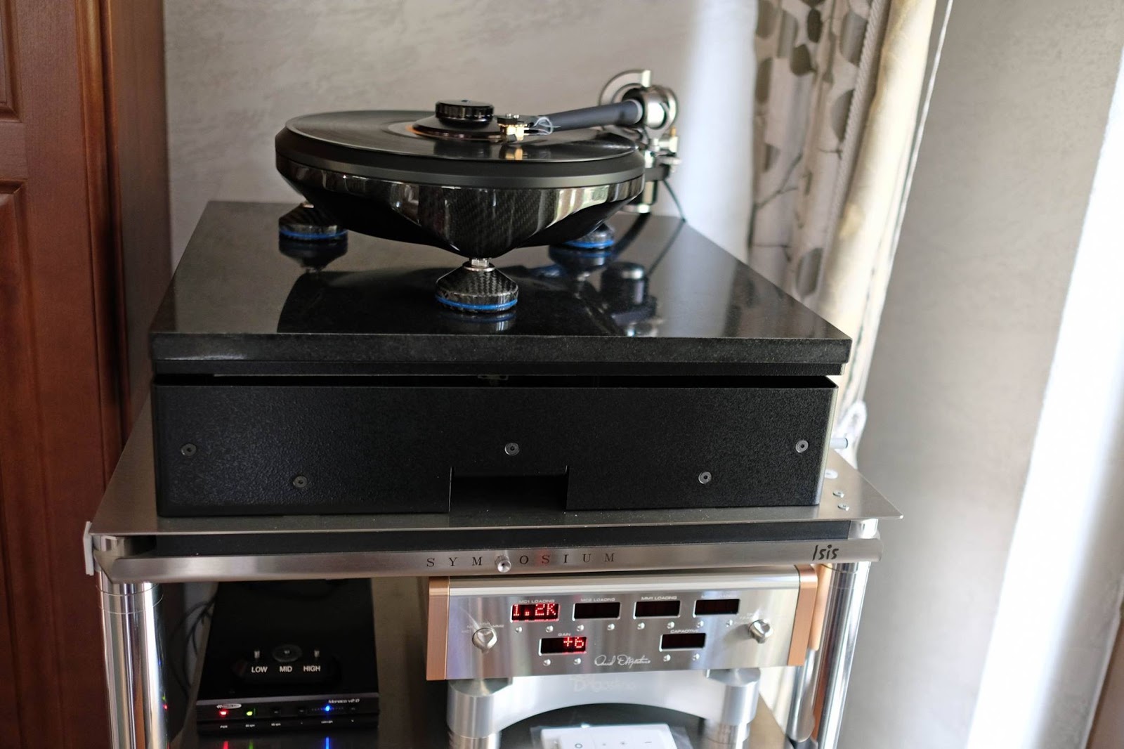 SAT TONEARM AND GRAND PRIX AUDIO MONACO TURNTABLE – M & S | Ultimate ...