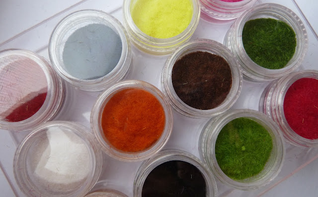 NailsByStephanie: Tutorial + Review: Flocking Powder