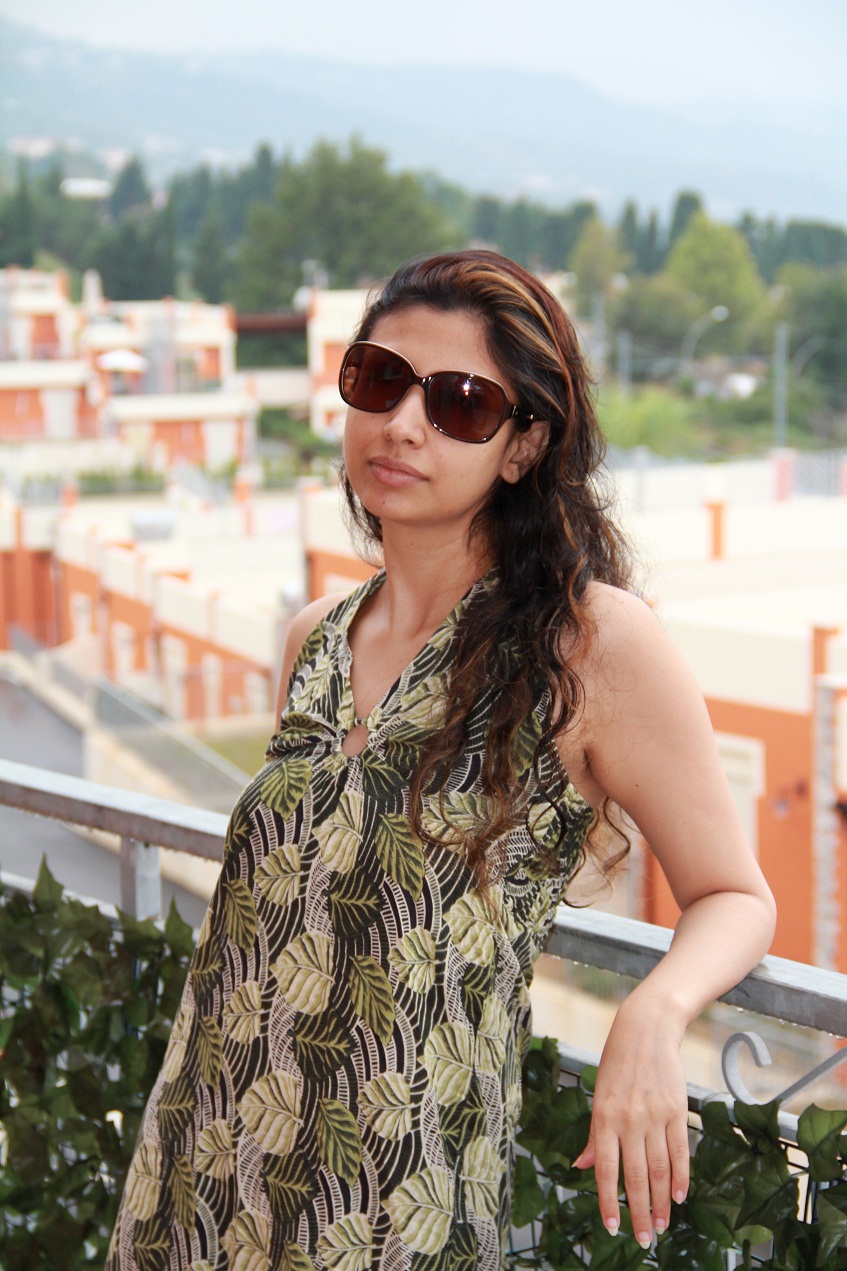 Laurisa White Reyes: MMGM: INTERVIEW w/ AREFA TEHSIN, author of IORA ...