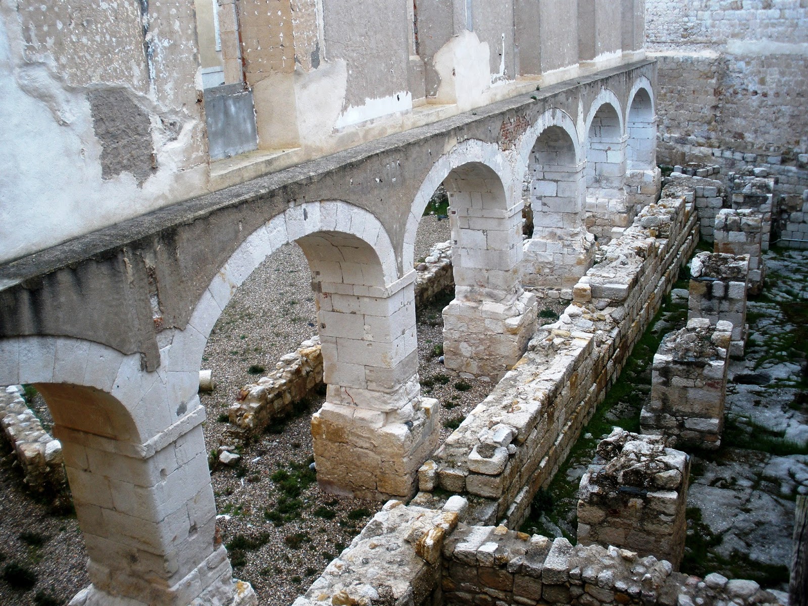 BLOG DE LUISMI. IyC. : El arco como elemento estructural.