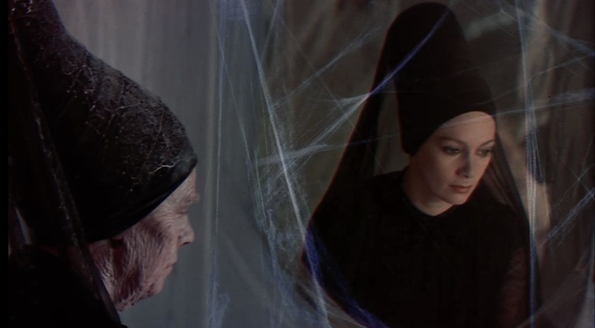 SHANNON SMITH: 10 insane images from Krull.