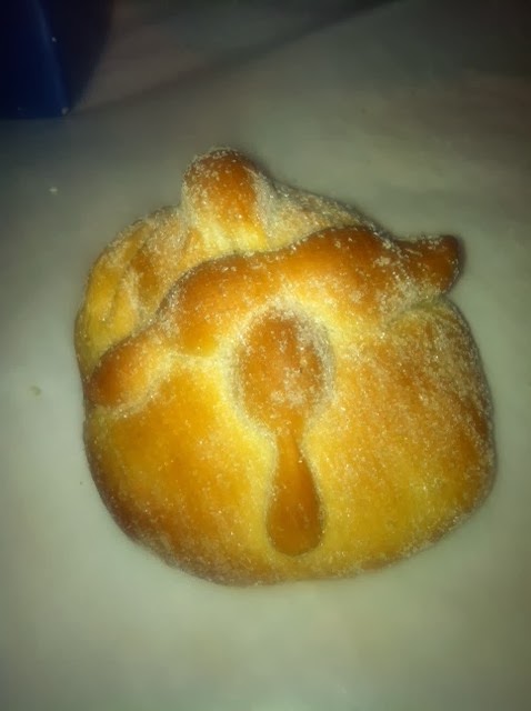 Fuso y su mundo!: RESEÑA: Pan de muerto callejero