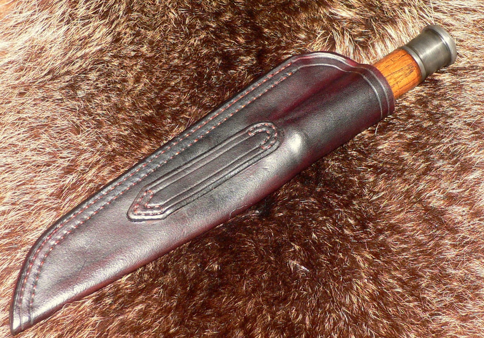 Leather from the Past: Tim Ridge knife & Sheath
