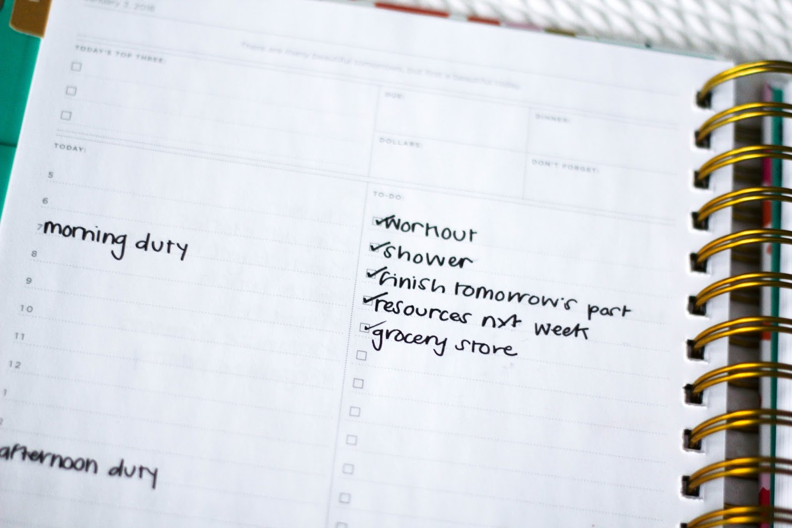 Prep In Your Step: How I Organize My Day Designer Planner (Post-Grad)