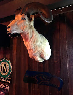 Rotgut.org Blog: #633 - Rollin Log Tavern, Issaquah - 4/26/2008