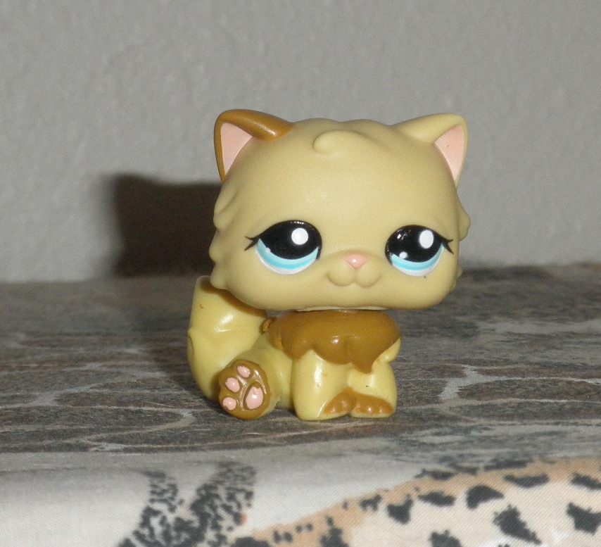 Collectomania: LPS Cats