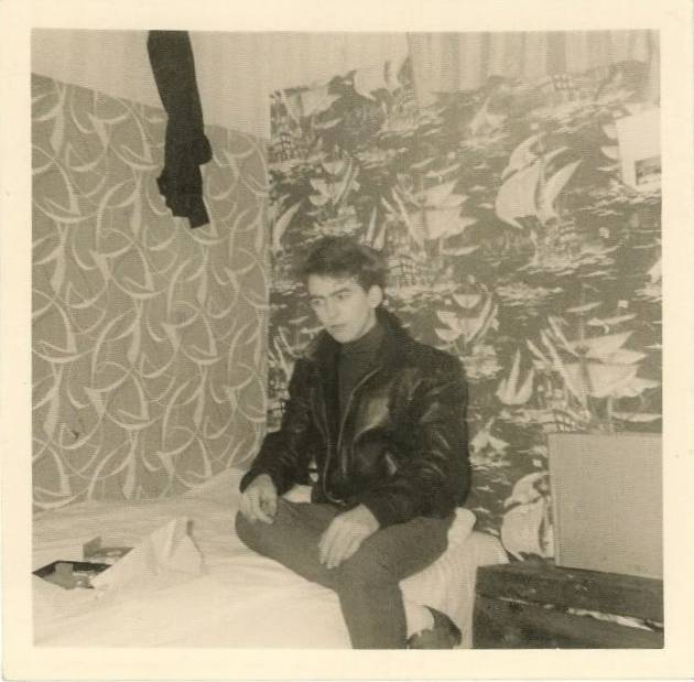 40 Rare and Incredible Vintage Snapshots of George Harrison From a Boy ...