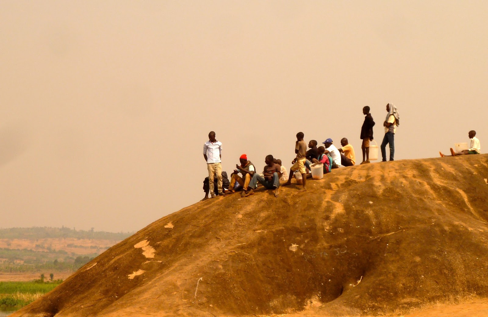 Haciendo camino: Descubriendo el agua en Rwanda