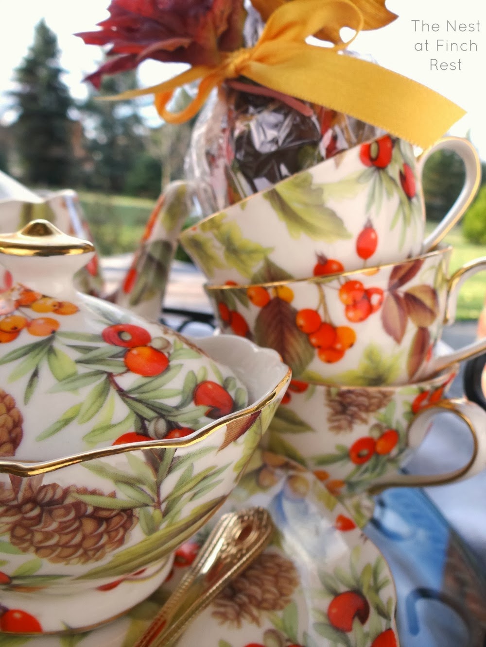 The Nest at Finch Rest: Lovely Autumn Tea Time