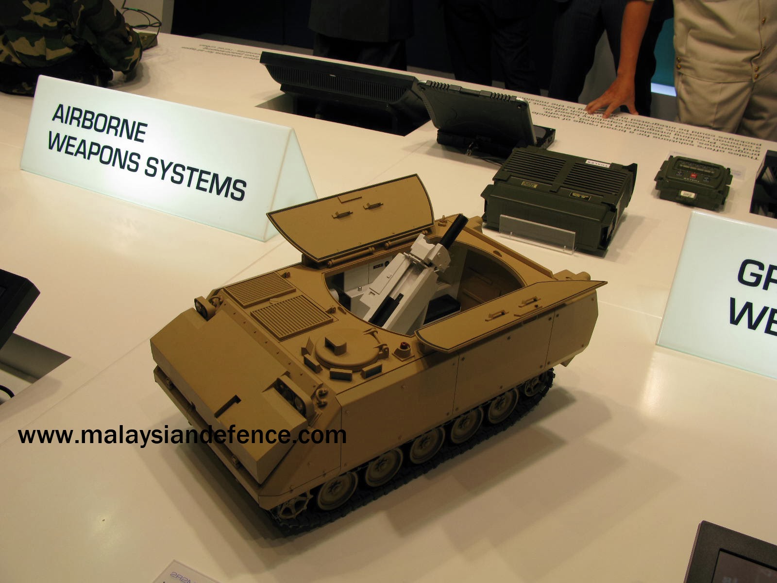 Malaysian Support The Troops: Adnan Armoured Combat Vehicle – Stretched ...