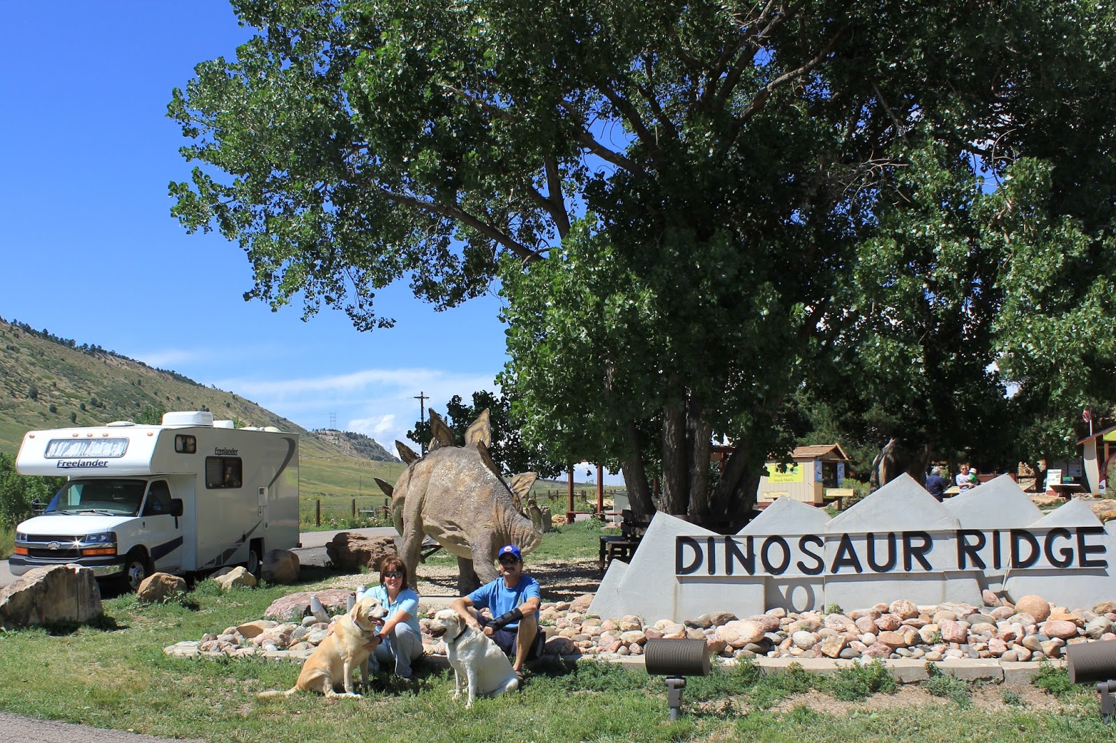 Two Yellow Dogs Travel America: Conifer, CO to Dinosaur Ridge, Morrison, CO