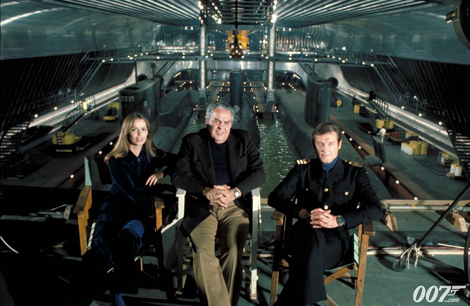 Bond Blog: de Nederlandse James Bond website: Pinewood vernoemt ...