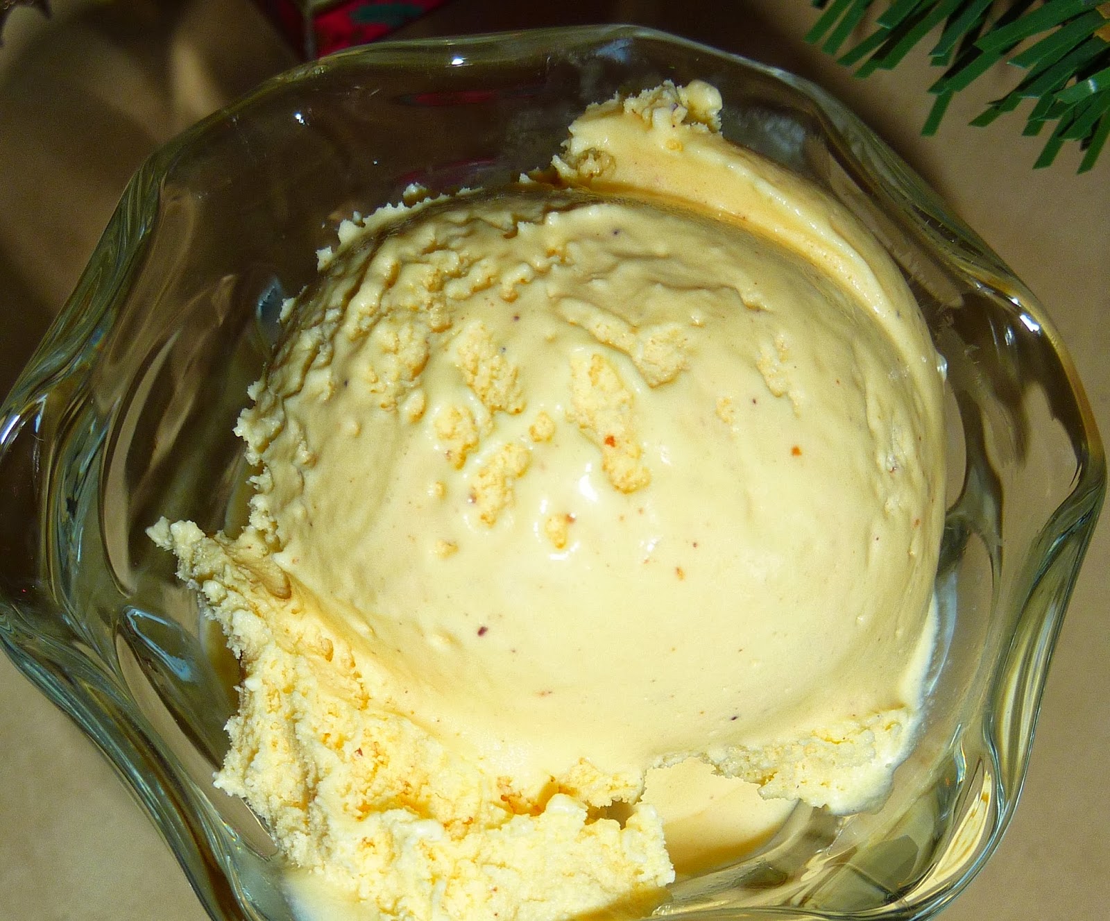 What's Good at Trader Joe's?: Trader Joe's Egg Nog Ice Cream