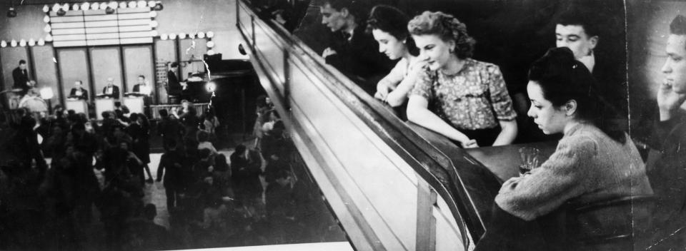 Glasgow Slum in the Late 1940s: 22 Harrowing Photographs Capture ...