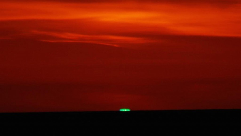 El esquivo y misterioso fenómeno del rayo verde