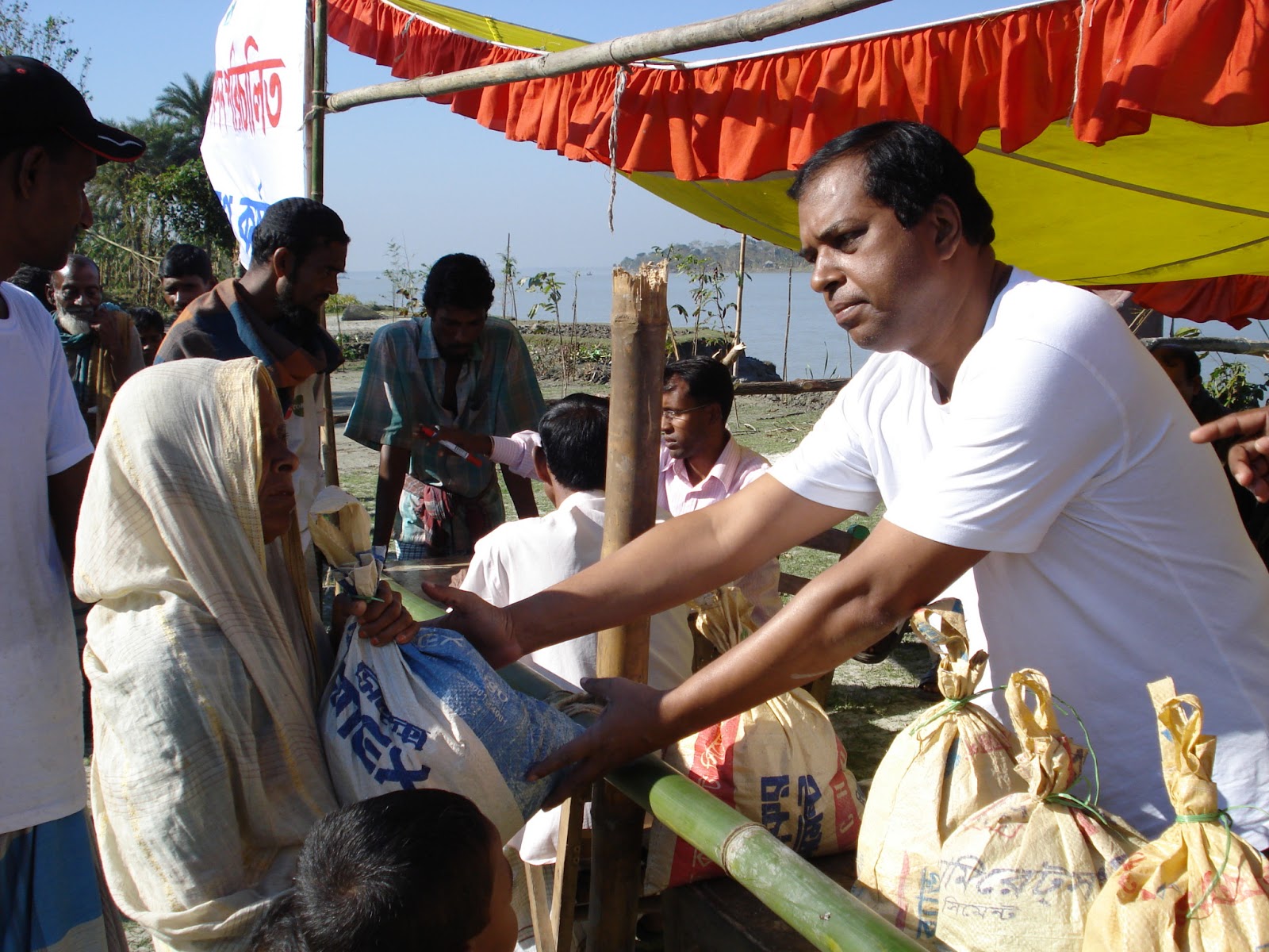 Photo Gallery: Humanitarian Activities