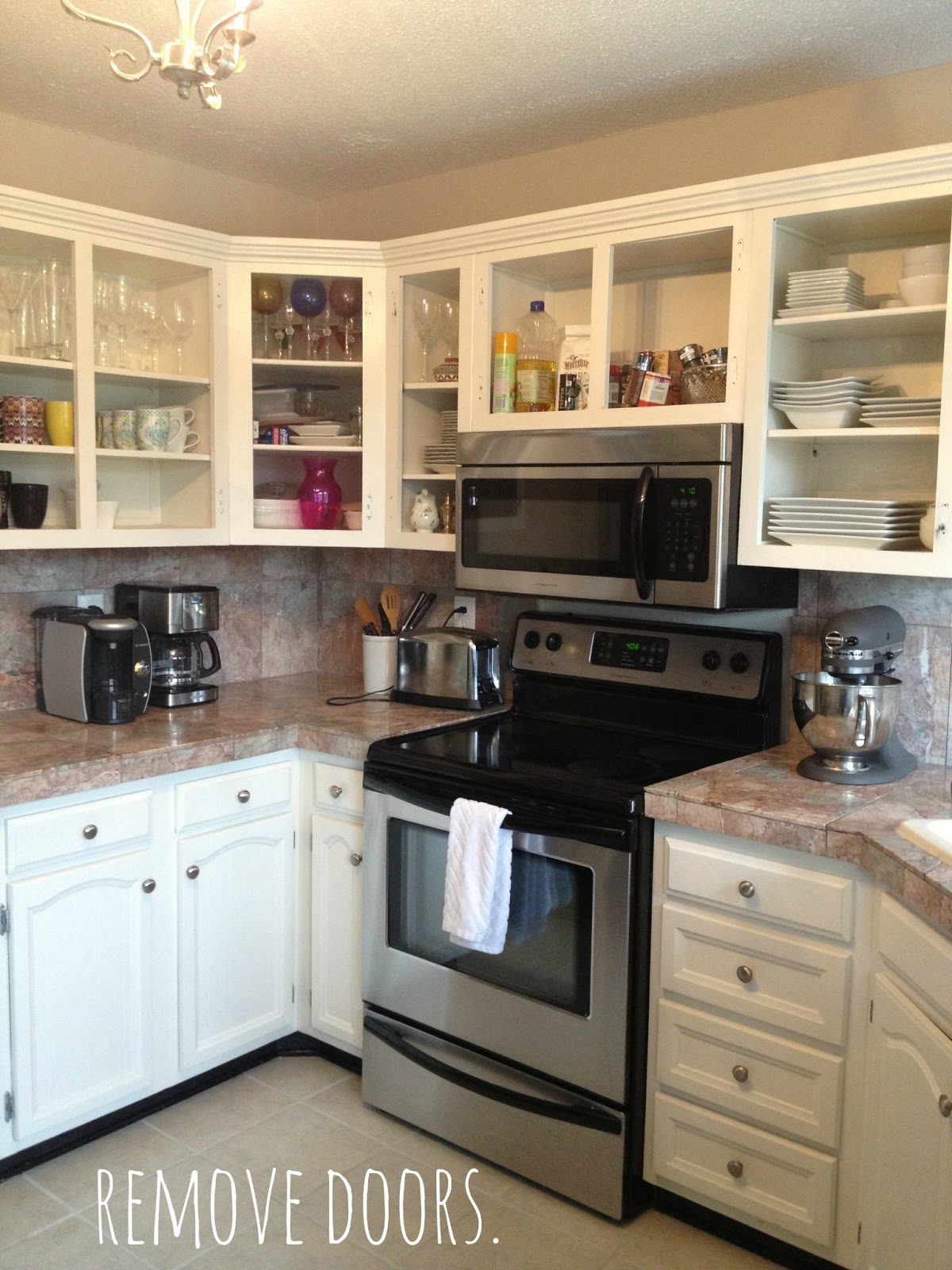 kitchenstory: How to Take Your Kitchen Cabinets Apart