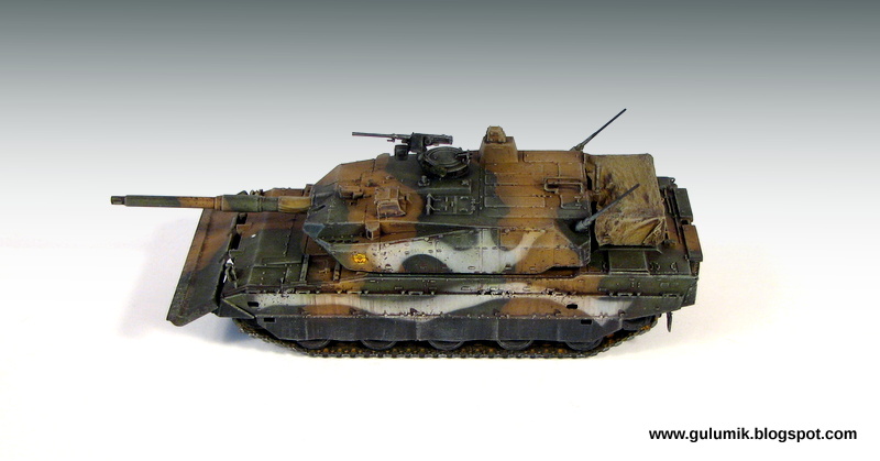 Gulumik Military Models: Type 10 Prototype with Dozer 1/72