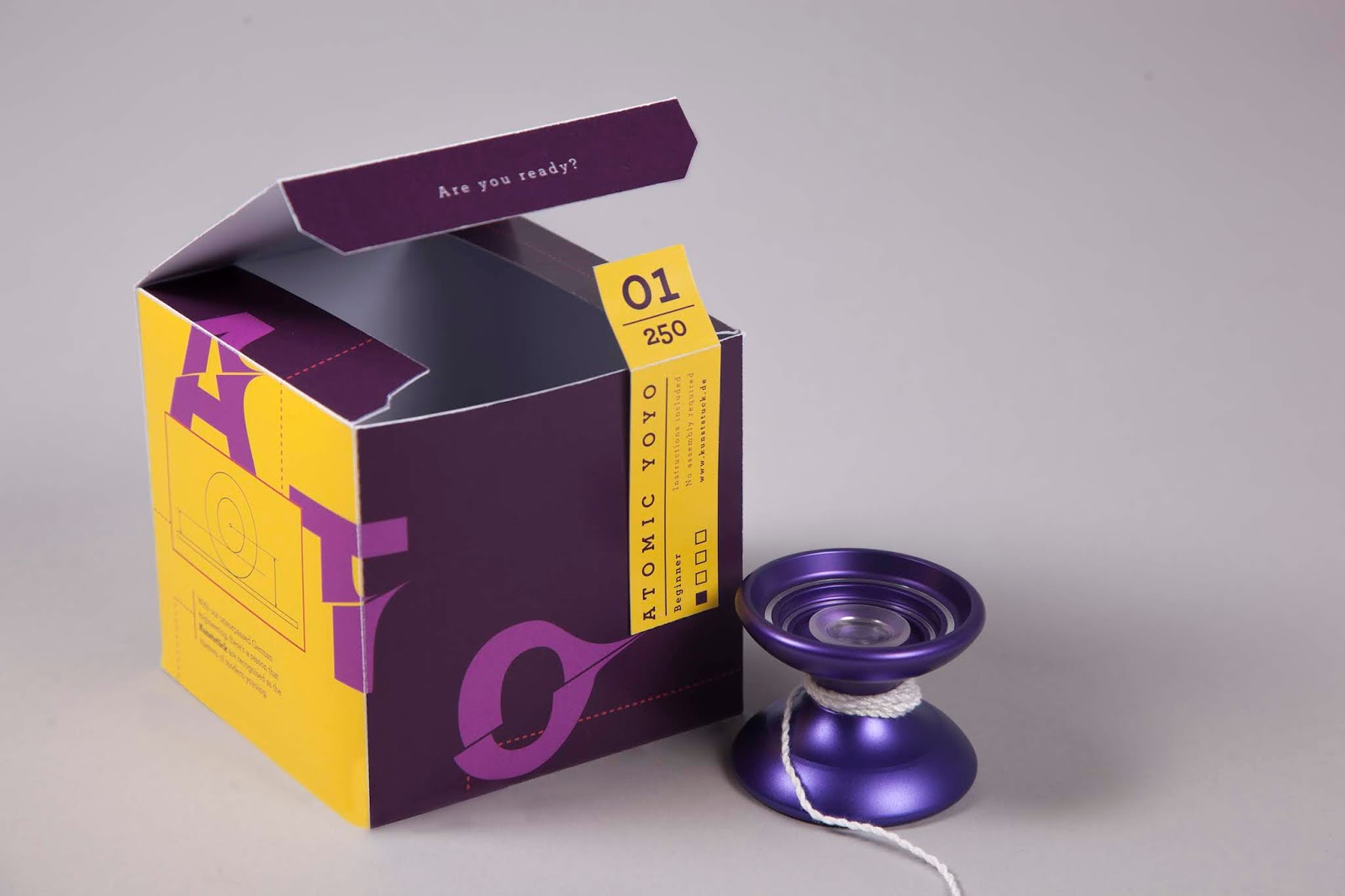 Atomic Yoyo – Packaging Of The World