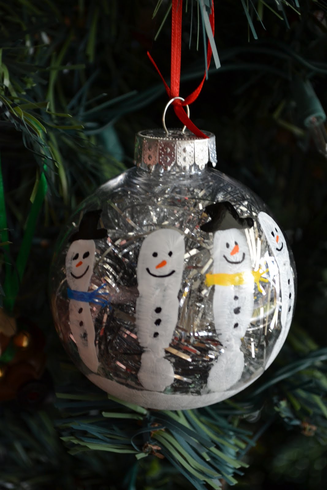 Simply Savvy: Simple Handprint Snowman Keepsake Ornament