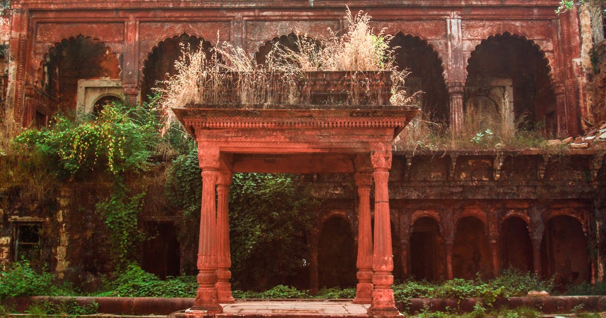 The Spectacular Ruins of Govindgarh Palace - {In Photos} ~ The ...