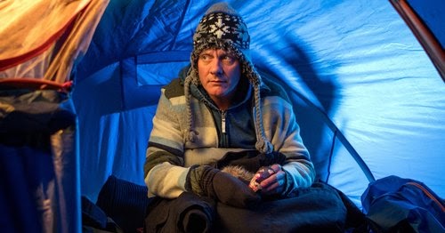 Our interview with Antony Cotton as Sean's homeless storyline begins