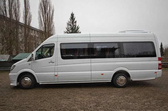 INCHIRIERI AUTOCARE BUCURESTI: Inchirieri microbuze