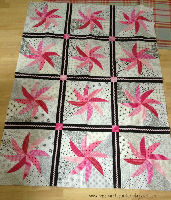 Passionate Quilter: Pink Pinwheels