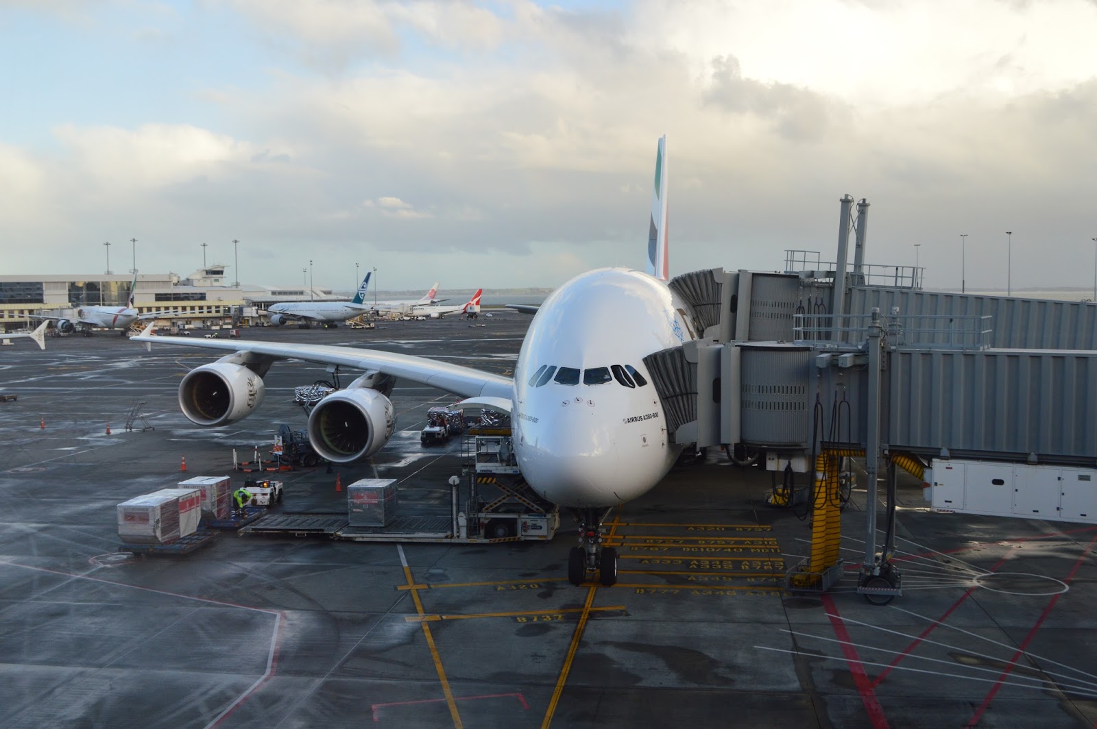 Emirates Trans Tasman First Class on the A380 : Auckland to Melbourne EK407