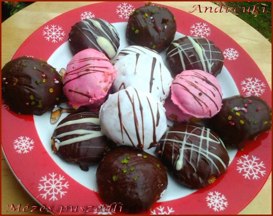 Andi-cuki: Mézes puszedli