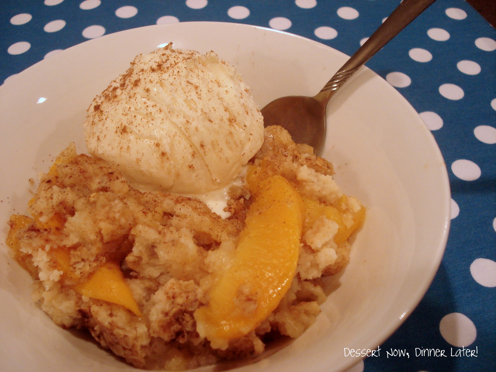 australian desserts: Peach Cobbler Crisp