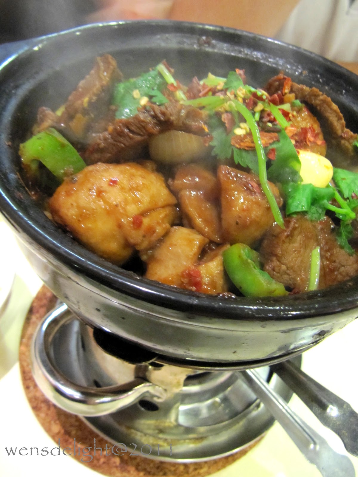 Wen's Delight: Chicken Hotpot @ Nex
